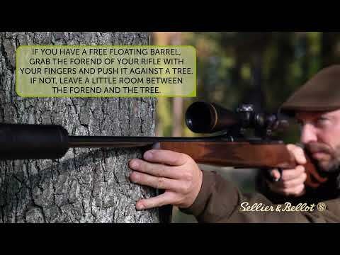 Using A Tree For Support When Shooting | De Jacht